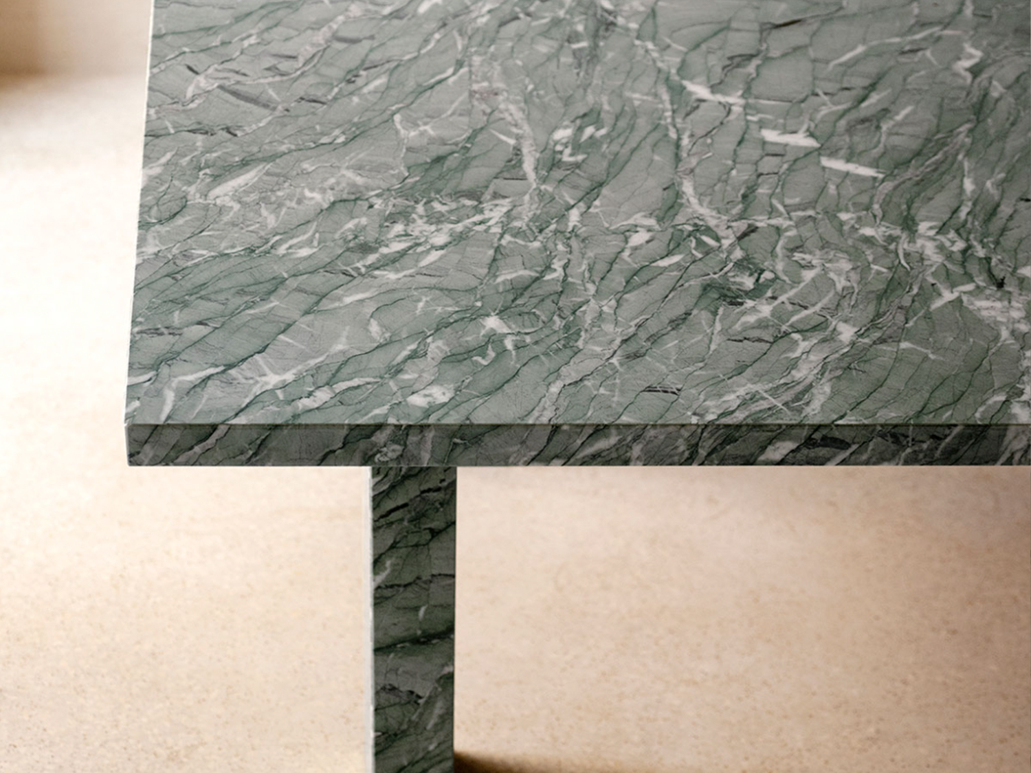 TACCHINI CLOCKWISE DINING TABLE | GARDE – Garde