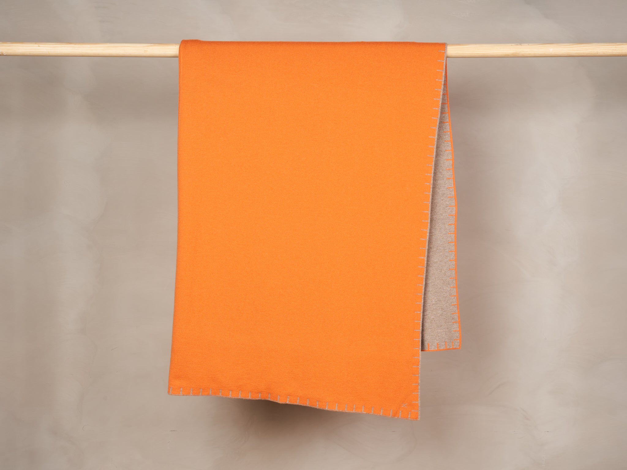BEGG X CO TRAVERSE THROW / NATURAL AND ORANGE| GARDE – Garde