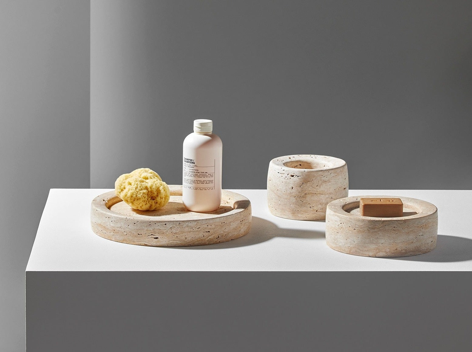 COLLECTION PARTICULIÈRE MATHIEU DELACROIX BOL BATHROOM ACCESSORIES – Garde