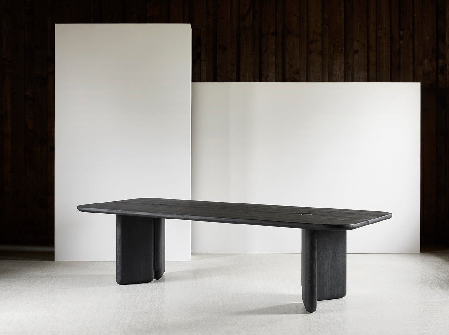 COLLECTION PARTICULIÈRE TAMI TABLE | GARDE – Garde