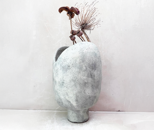 SILVIA VALENTÍN WHITE TULIP VASE | GARDE – Garde